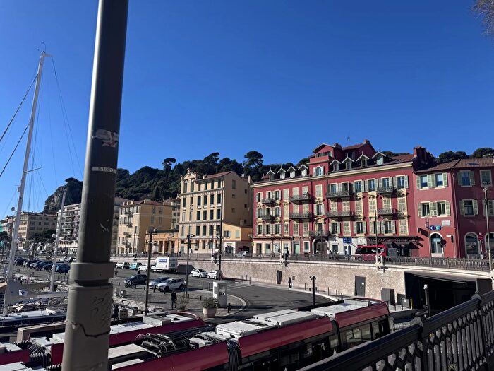 Appartement à vendre - Nice, Le Port - 3 pièces