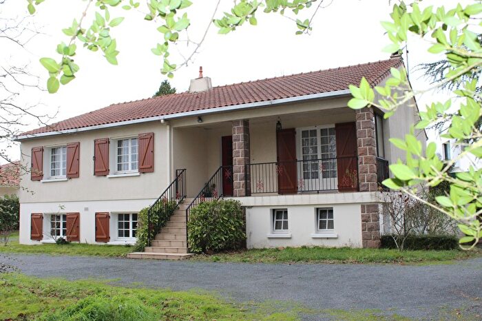 Maison à vendre - Cholet, Tuilerie - 7 pièces - 6 chambres
