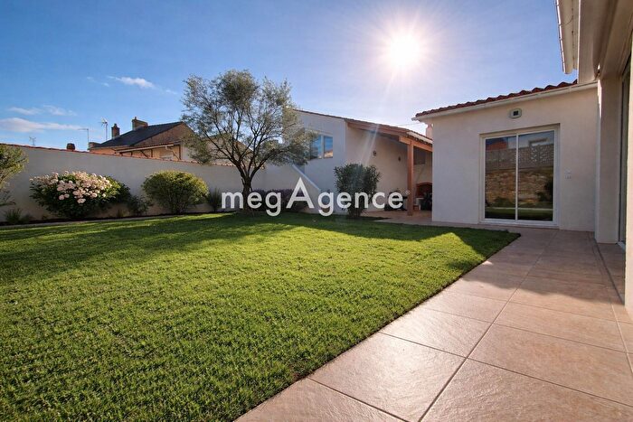 Maison à vendre - Les Sables-dOlonne, Gare - 6 pièces - 4 chambres