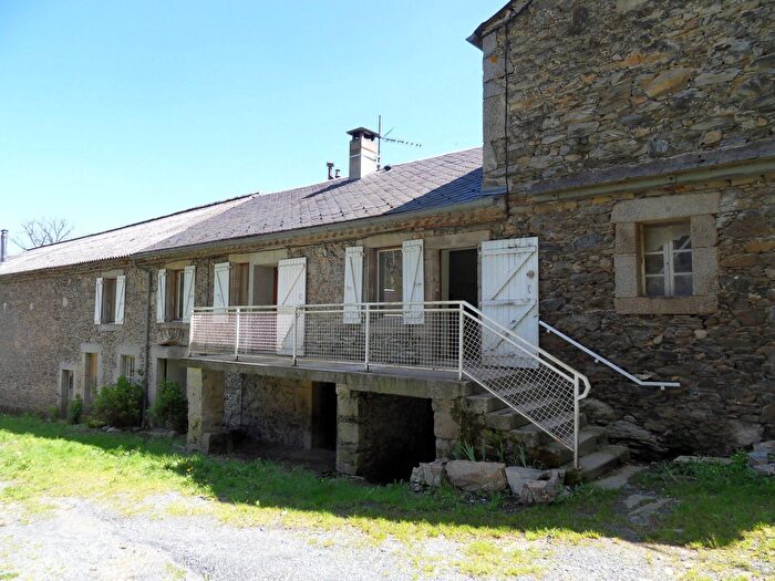 Maison 4 pièces à Cambounès, à louer