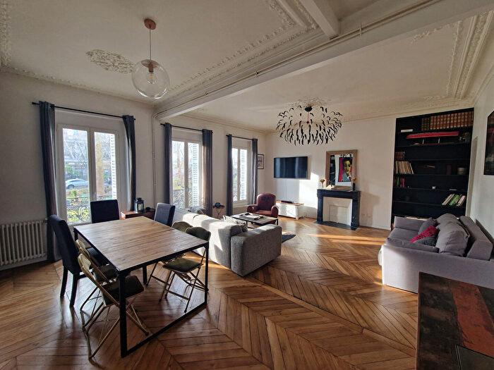 Appartement à vendre - Paris e , La Chapelle, Marx Dormoy - 4 pièces - 2 chambres