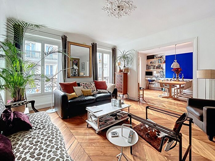 Appartement à vendre - Paris e , Barbès, Château Rouge - 4 pièces - 2 chambres