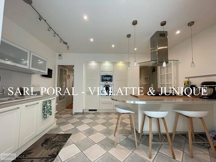 Maison à louer - Lagnieu - 5 pièces - 3 chambres