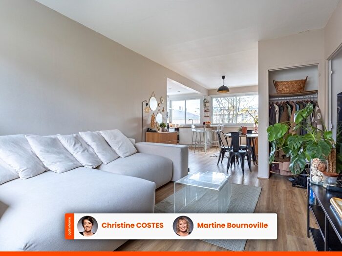 Appartement à vendre - Chamalières, Royat - 3 pièces - 2 chambres