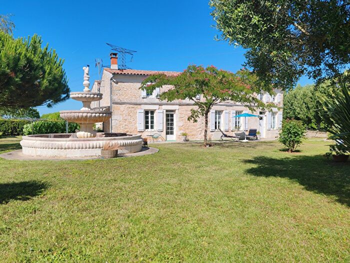 Maison 10 pièces à Bois, à vendre