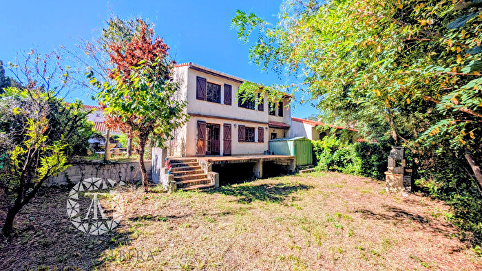 Maison à vendre - Laroque-des-Albères - 5 pièces - 4 chambres