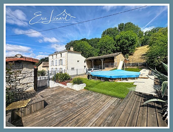 Nanteuil : Maison 8 pièces à vendre