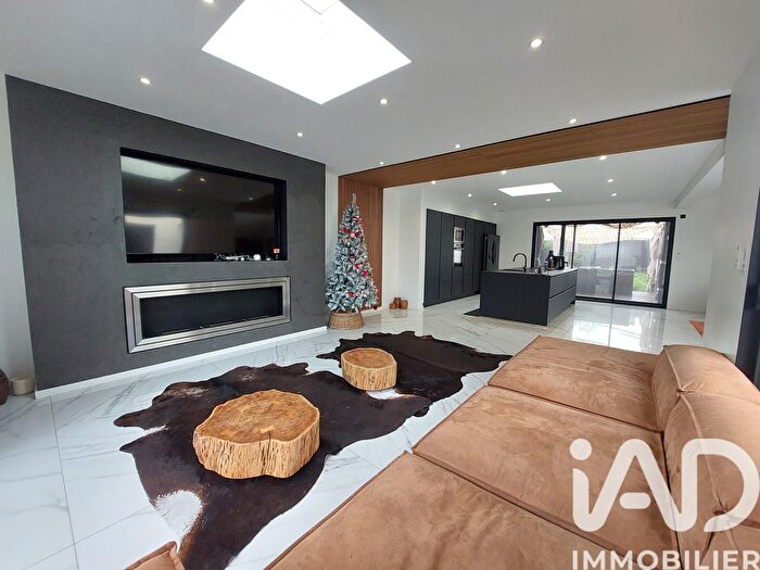 Maison à vendre - La Chapelle-sur-Erdre, Perrières, Coutancière - 7 pièces - 3 chambres