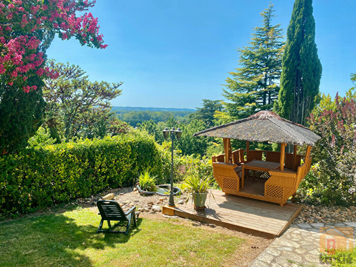 Maison à vendre - Agen - 6 pièces - 5 chambres