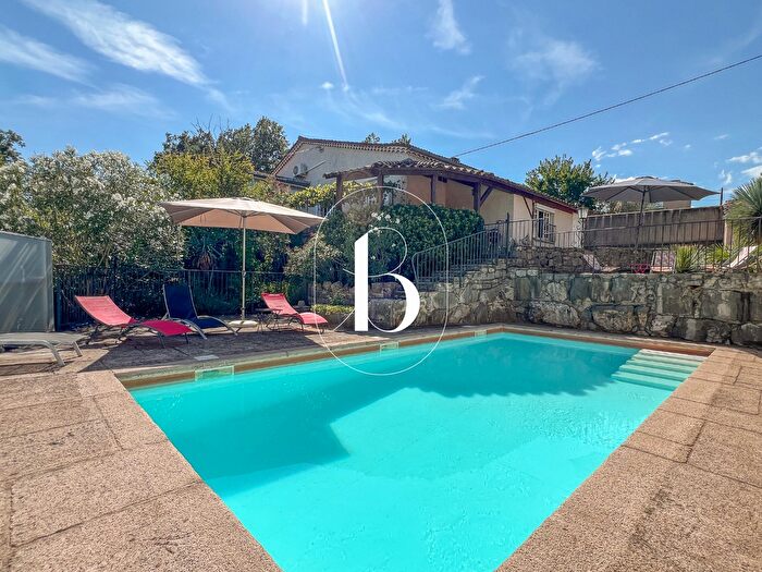 Maison à vendre - Labeaume - 9 pièces - 5 chambres