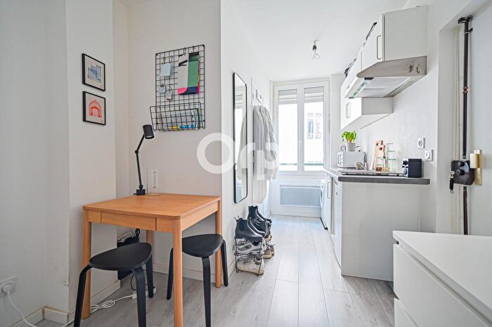 Appartement 2 pièces à Paris 20ème, Père Lachaise, Réunion, à vendre