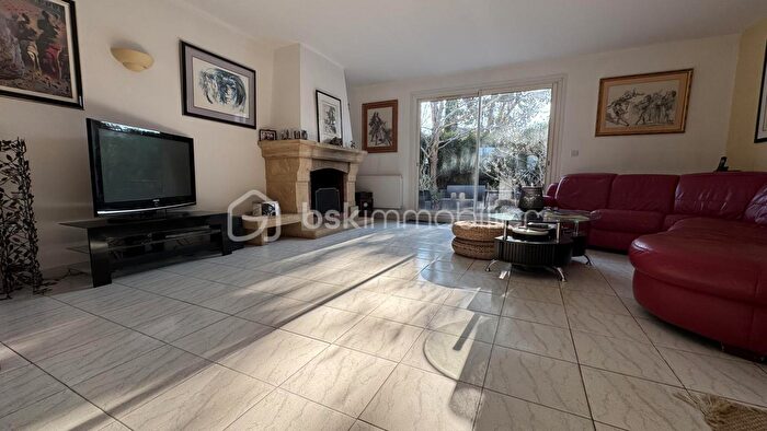 Maison à vendre - Saint-Germain-lès-Corbeil - 6 pièces - 4 chambres