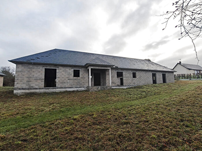 Maison à vendre - Montreuil-lArgillé - 8 pièces - 4 chambres