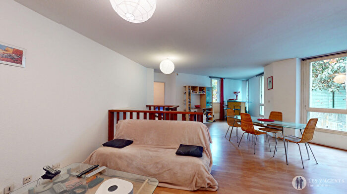 Appartement à vendre - Saint-Martin-dHères, Centre-ville - 4 pièces - 3 chambres