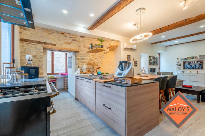 Maisons à vendre et appartements à louer - 3