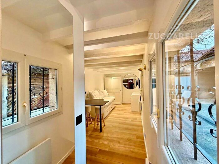 Appartement à louer - Médecin, Nice - 1 pièce