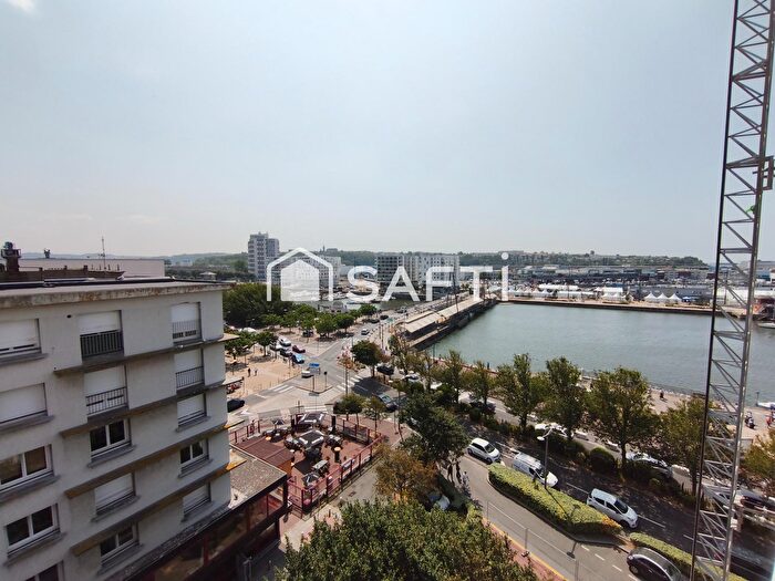 Boulogne-sur-Mer, Saint-Pierre : Appartement 3 pièces à vendre