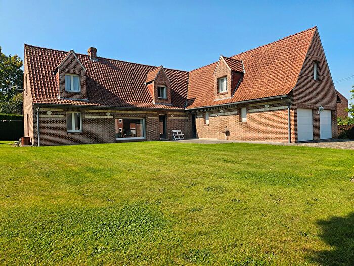 Maison à vendre - Genech - 5 pièces - 4 chambres