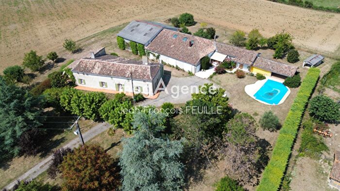 Maison 10 pièces à Eymet, à vendre