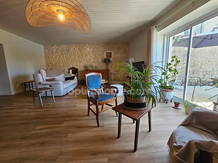 Linars : Maison 9 pièces à vendre