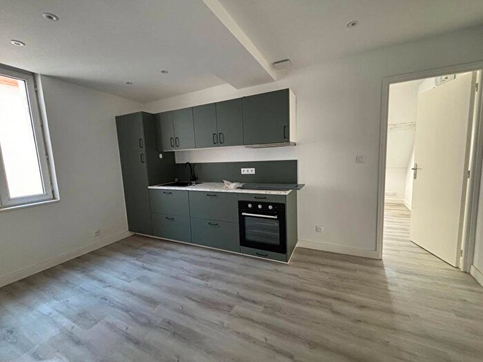 Appartement à louer - Centre, Château-Thierry - 3 pièces - 2 chambres