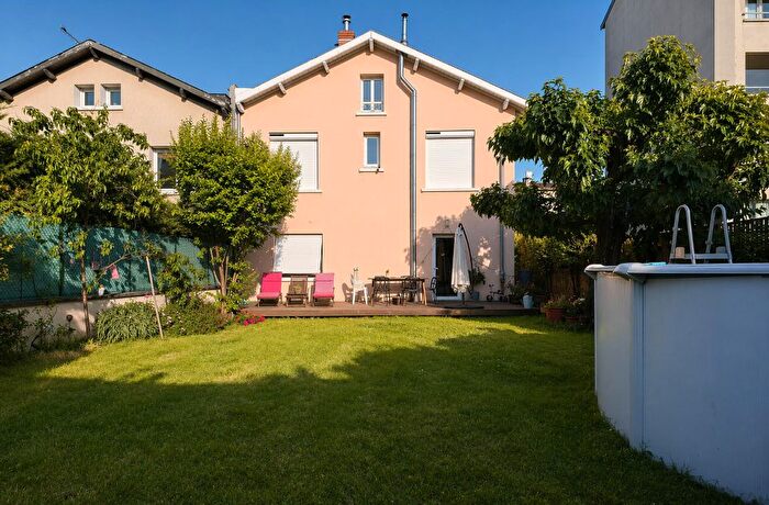 Lyon 8ème, Laënnec, Mermoz : Maison 5 pièces à louer