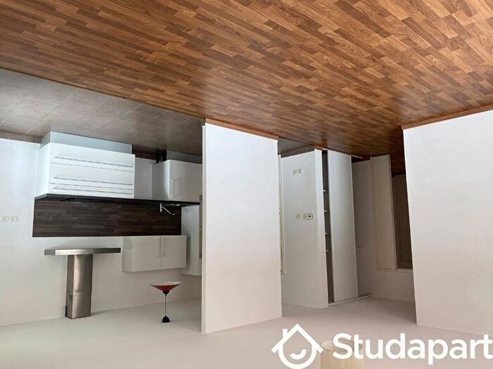 Appartement à louer - Hauts de Saint Aubin, Angers - 3 pièces - 2 chambres