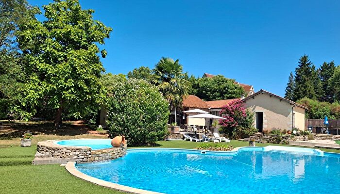 Maison à vendre - Lissac-et-Mouret - 15 pièces - 9 chambres