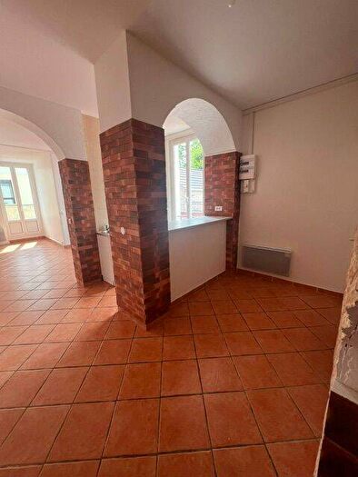 Chalandray-Cascades-Ferdinand Buisson, Montgeron : Appartement 1 pièce à louer