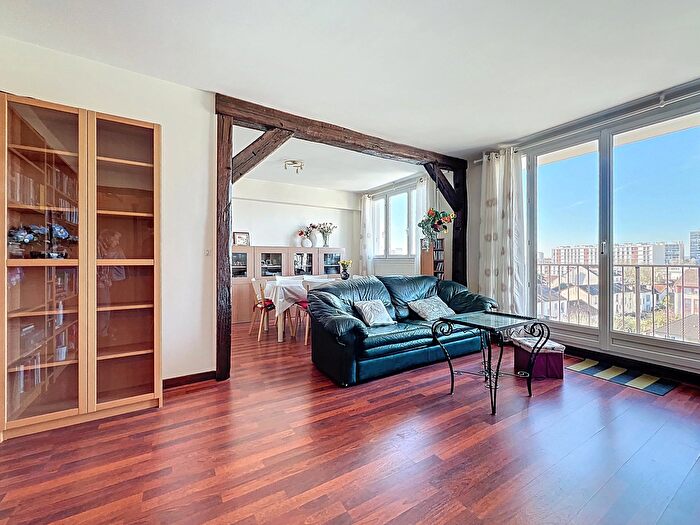 Appartement à vendre - Villejuif, Centre-ville - 4 pièces - 2 chambres