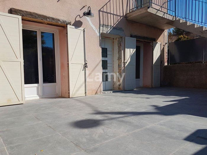Exterieurs, Cabriès : Appartement 3 pièces à louer