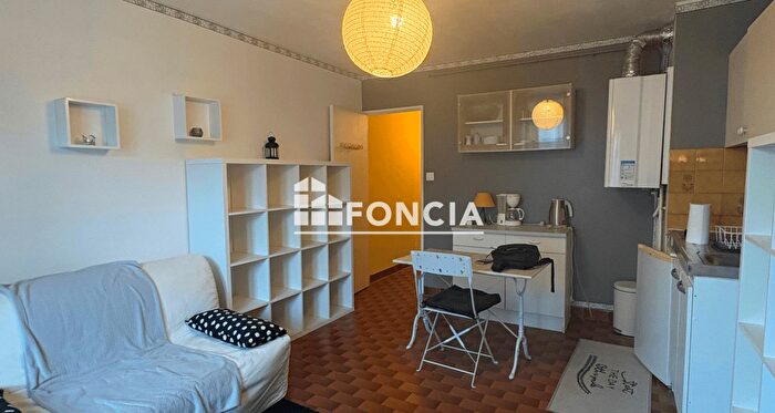 Orange, Centre-ville : Appartement 1 pièce à vendre