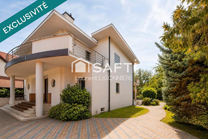 Maison 7 pièces à La Queue-en-Brie, à vendre