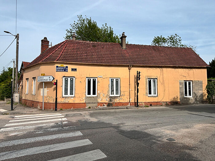 Bézu-Saint-Éloi - Maison 4 pièces à vendre