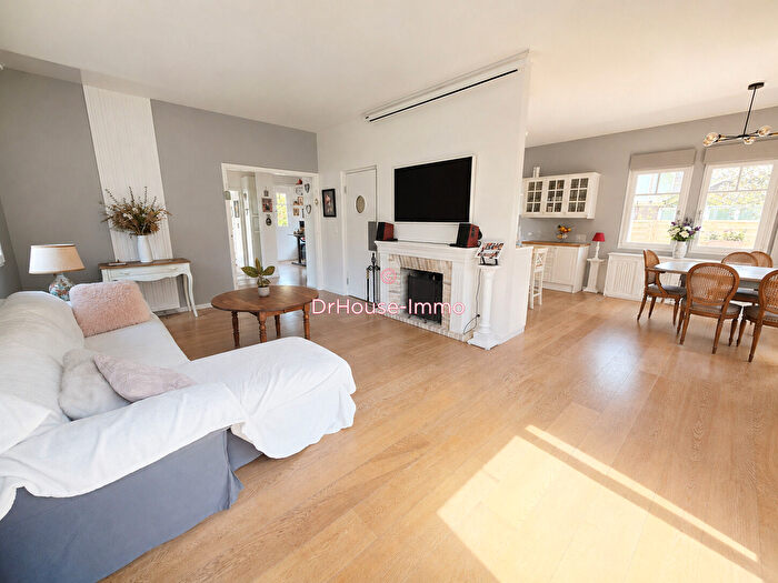 Maisons-Laffitte, Ouest : Maison 6 pièces à vendre