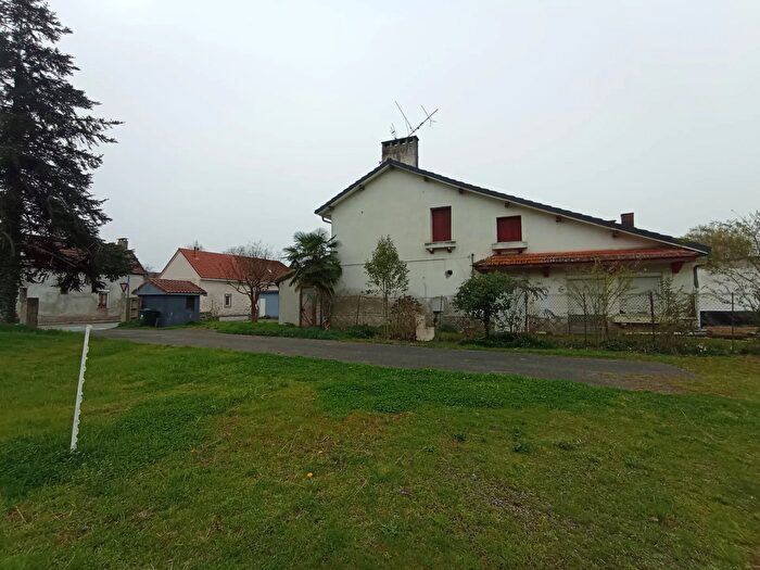 Maison à vendre - Barbazan-Debat - 8 pièces - 4 chambres