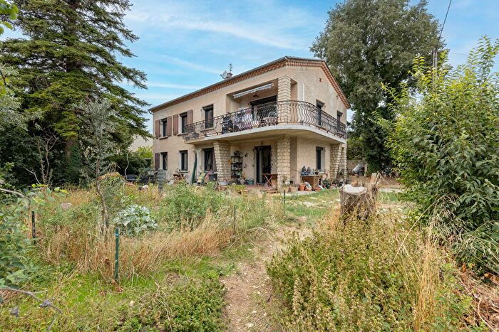 Maison 9 pièces à vendre à Carpentras, Nord