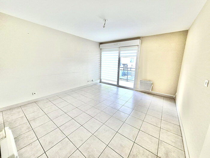 Appartement à vendre - Wattrelos, Centre-ville, Beck Sartel, Saint-Lievin - 3 pièces - 2 chambres