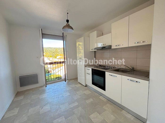 Appartement 4 pièces à louer à Saint-Haon-le-Châtel