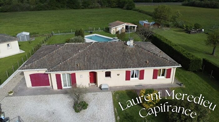 Maison à vendre - Saint-Genès-de-Fronsac - 6 pièces - 4 chambres