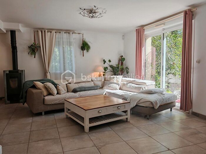 Maison à vendre - Langeais - 5 pièces - 4 chambres