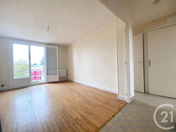 Appartement à vendre - Les Abrets - 3 pièces - 2 chambres