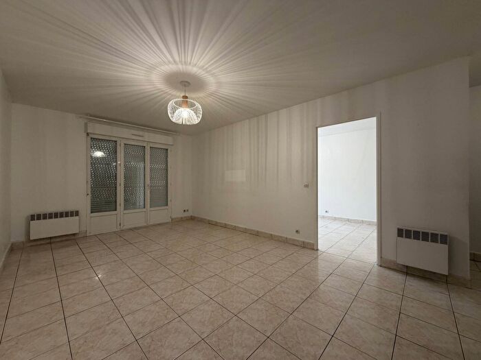 Appartement à louer - Briand, Villeparisis - 2 pièces - 1 chambre