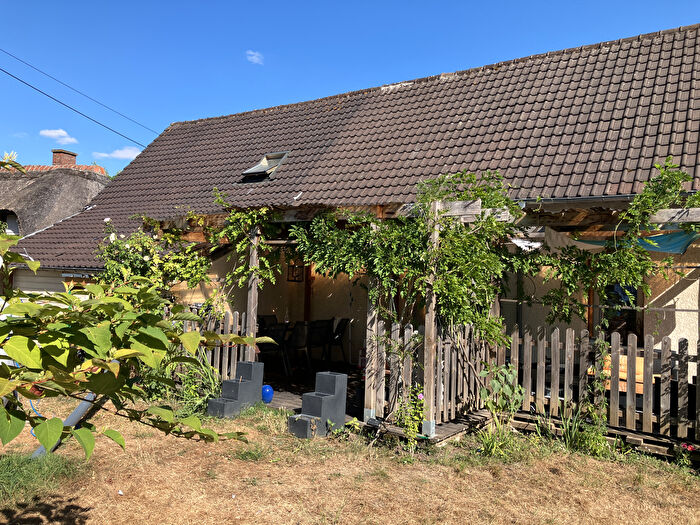 Pacy-sur-Eure : Maison 5 pièces à vendre