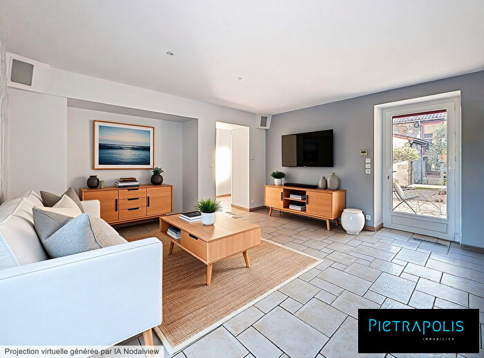 Maison à vendre - Quincieux - 5 pièces - 3 chambres