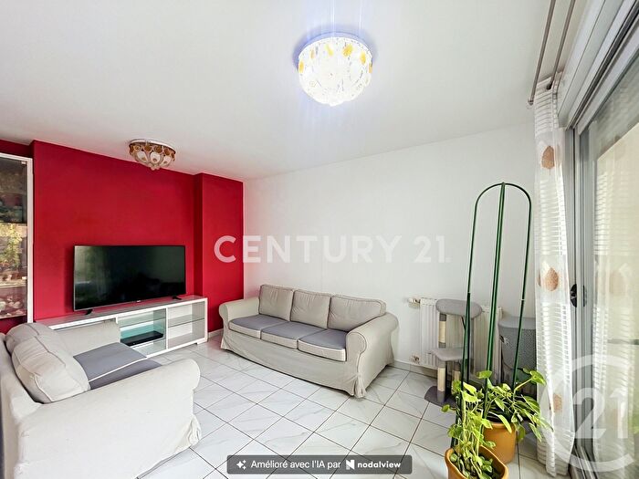 Noisy-le-Grand, Centre-ville - Appartement 3 pièces à vendre