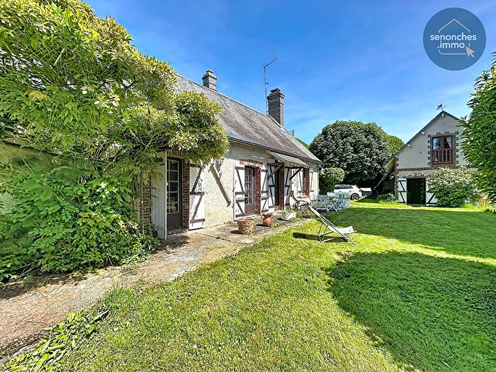 Favières : Maison 8 pièces à vendre