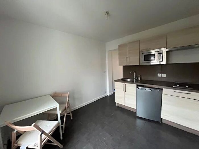 Appartement 2 pièces à Montrouge, Jean-Jaurès, à louer