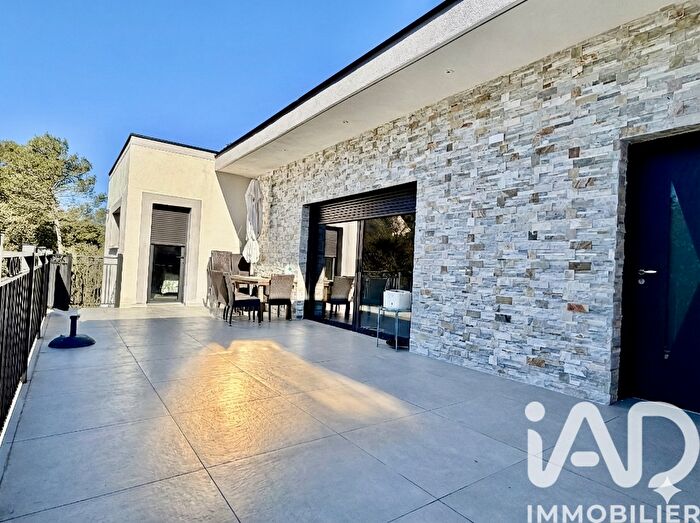 Maison à vendre - Nîmes, Terres de Rouvière, LEau Bouillie - 5 pièces - 3 chambres