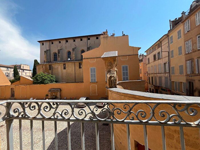 Appartement 3 pièces à louer à Centre Ville, Aix-en-Provence